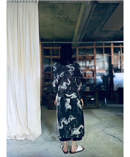 ohta デザイナー太田 雅貴 WOMEN最新コレクションいち早く紹介。商品を購入できる公式オオタ通販サイト