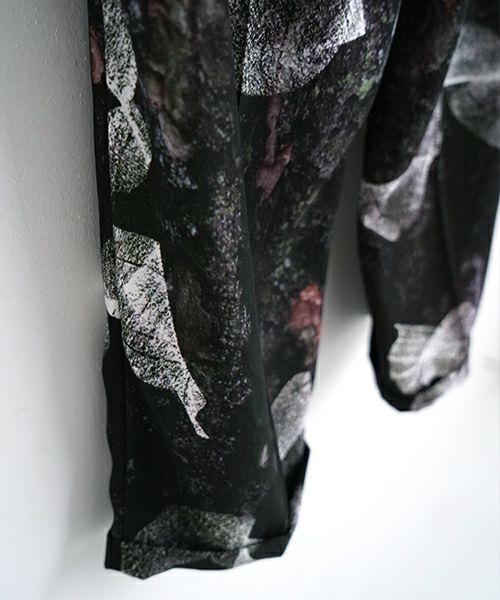 ohta デザイナー太田 雅貴 WOMEN最新コレクションいち早く紹介。商品を購入できる公式オオタ通販サイト